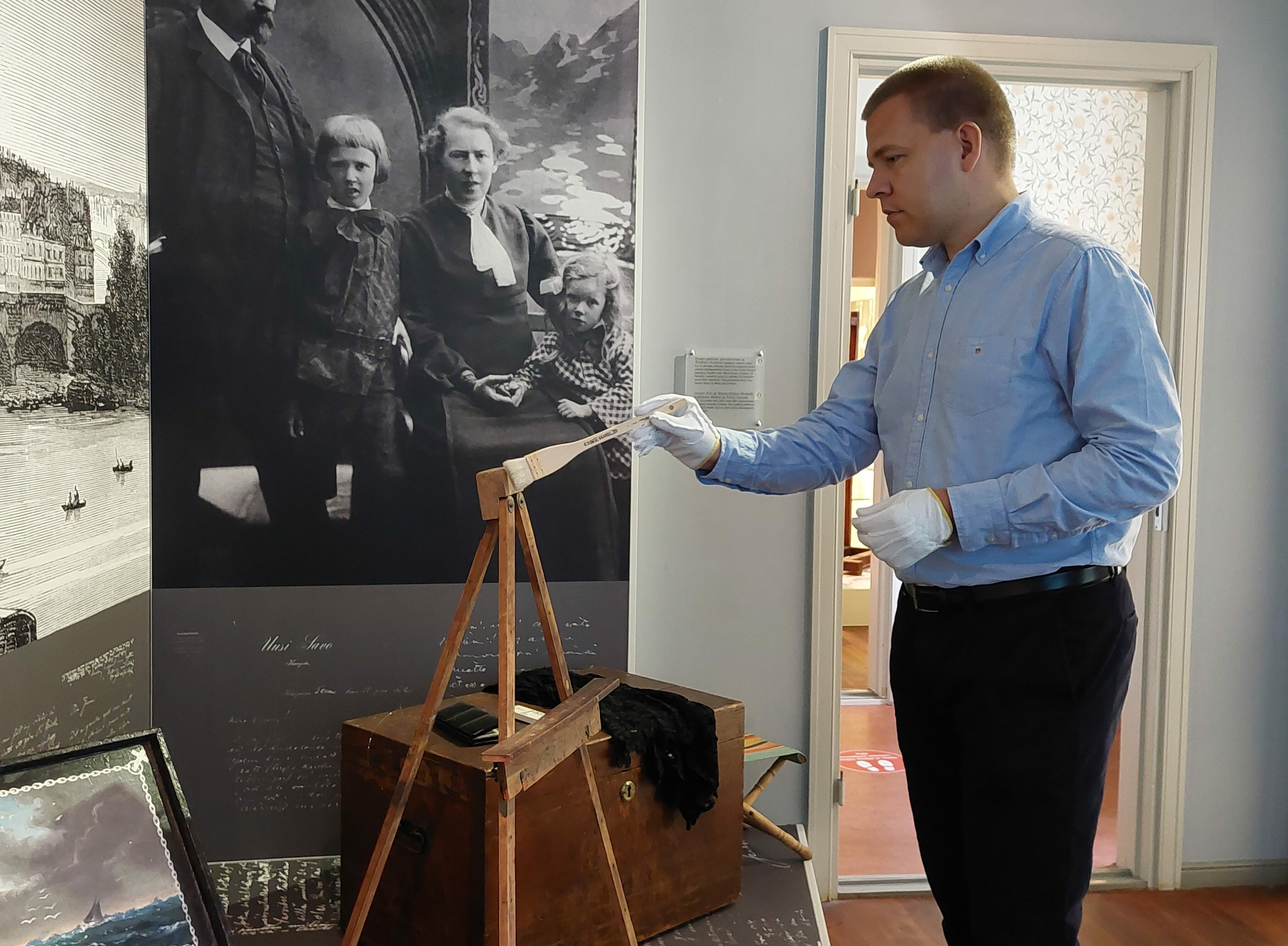 Kansanedustaja Eemeli Peltonen työskenteli päivän Järvenpään ...